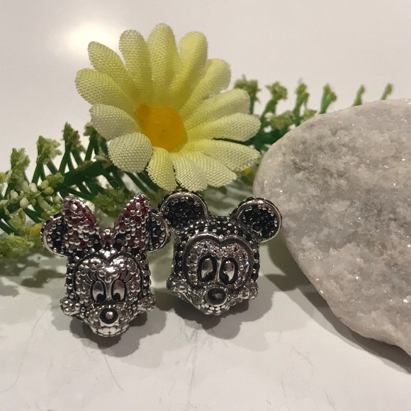 Pandora | Jewelry | Rare Minnie Mouse Pandora Charm | Poshmark